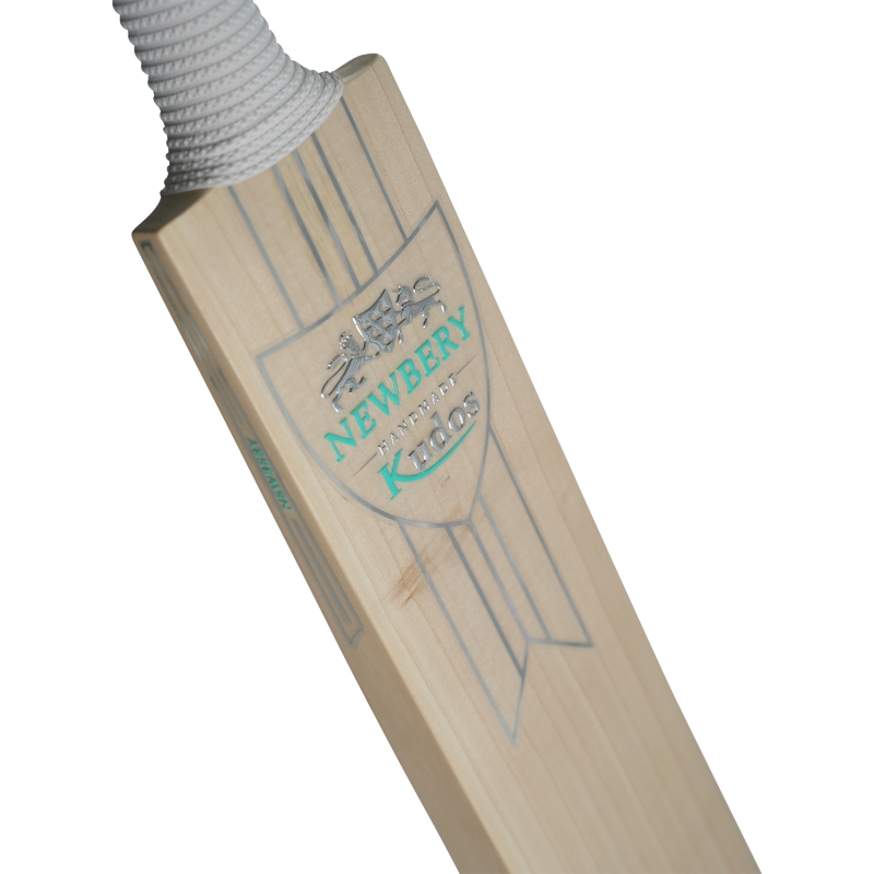 Newbery Kudos G4 Cricket Bat (2024)